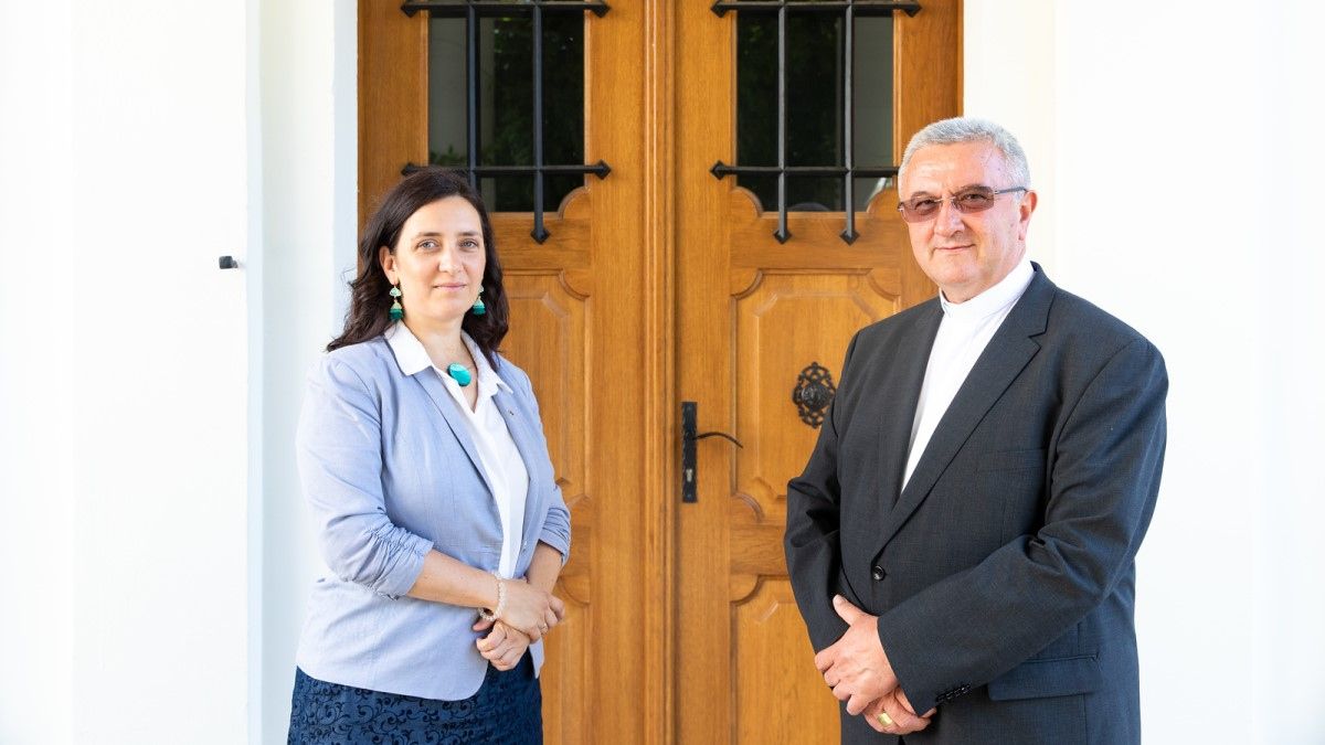 Nem lehet a törvényt az élet szentsége fölé helyezni! – Frivaldszky ...