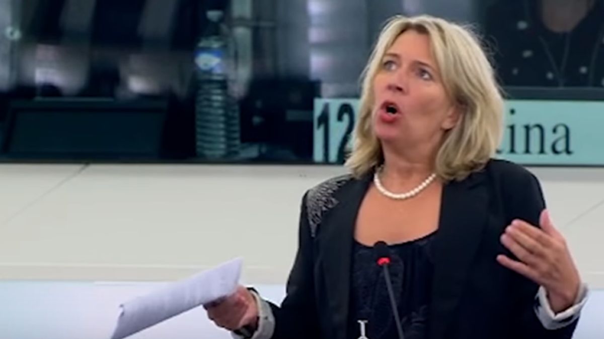 Morvai: Európa példát vehet a magyarok véleménynyilvánításáról - Mandiner