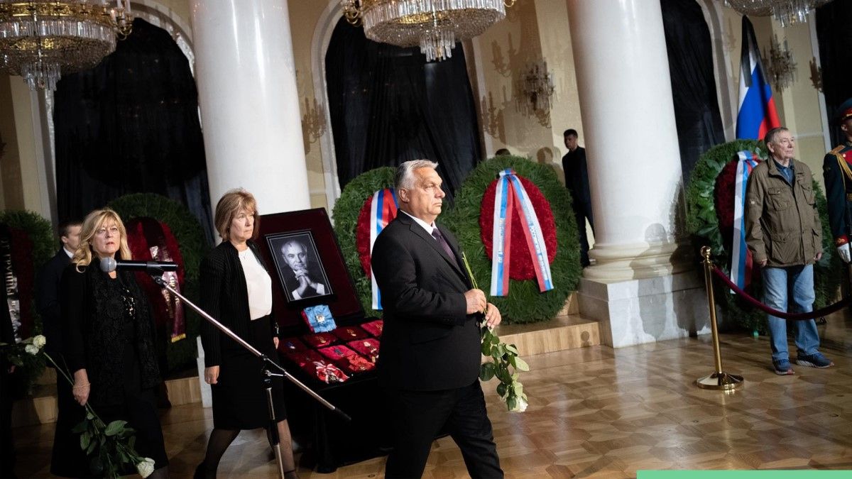 A magyar miniszterelnöktől, bárki legyen, elvárható volt, hogy részt ...