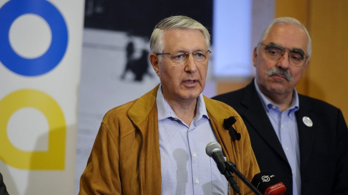 Falus Ferenc: Már benne vagyunk a negyedik hullámban