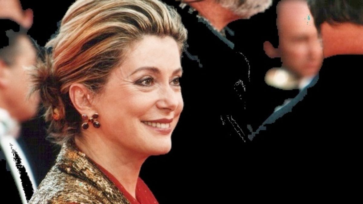 Catherine Deneuve bocsánatot kér az áldozatoktól