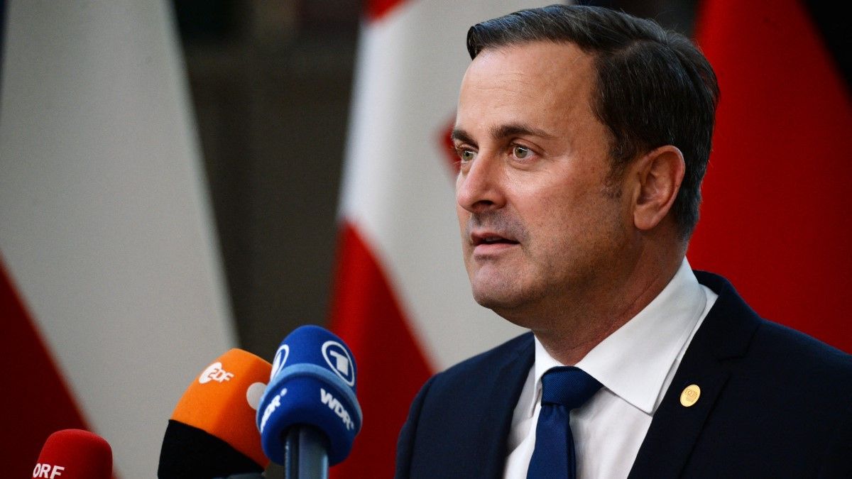 A luxemburgi sajtó plagizálással vádolja Xavier Bettel kormányfőt ... A luxemburgi sajtó plagizálással vádolja Xavier Bettel kormányfőt ...