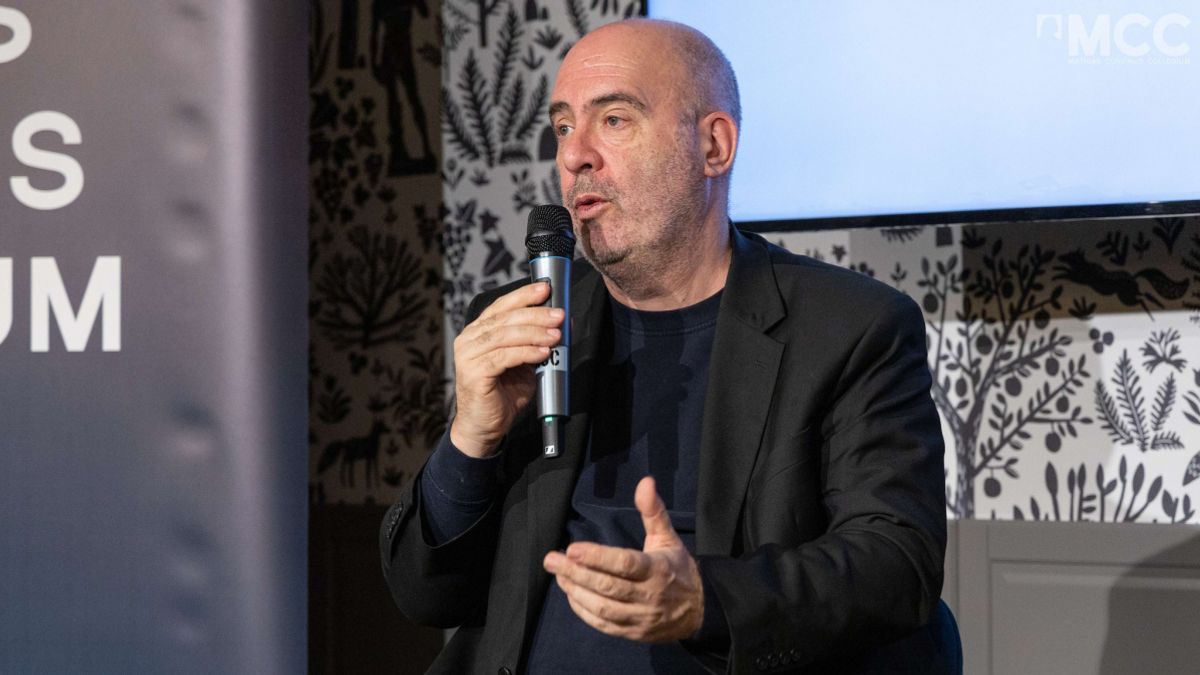 Kicsit olyan, mint a Harcosok klubja – így uralná a világot Tibor Fischer