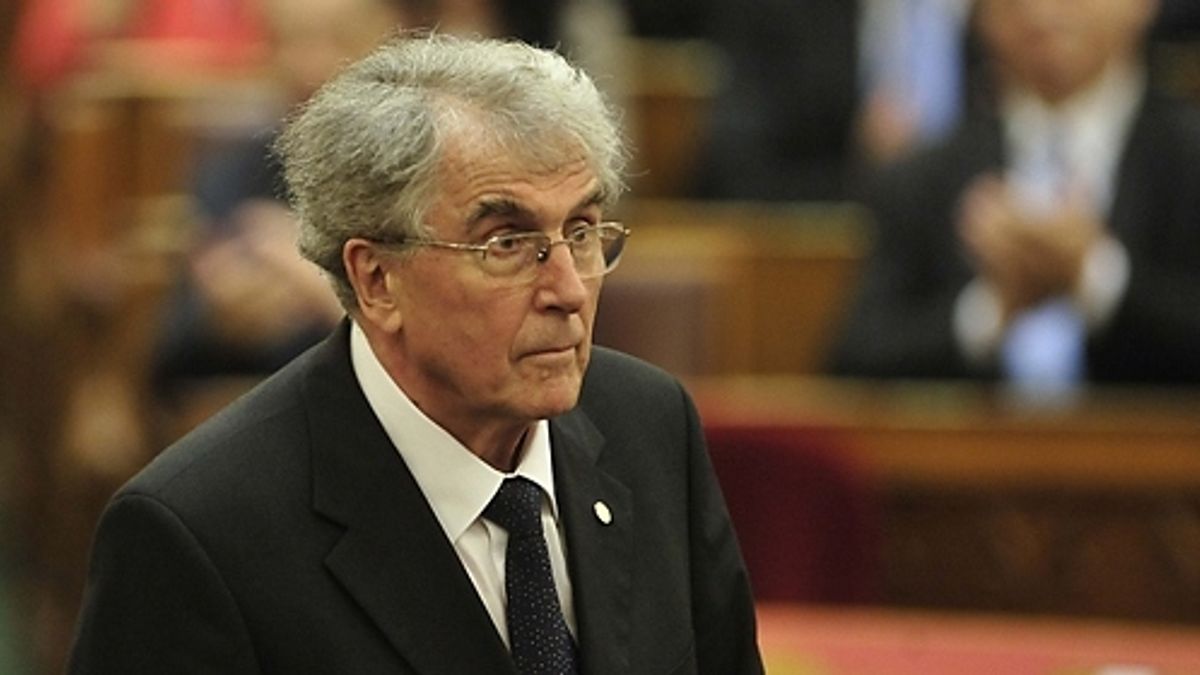 Réthelyi: A fiam nem mond fel