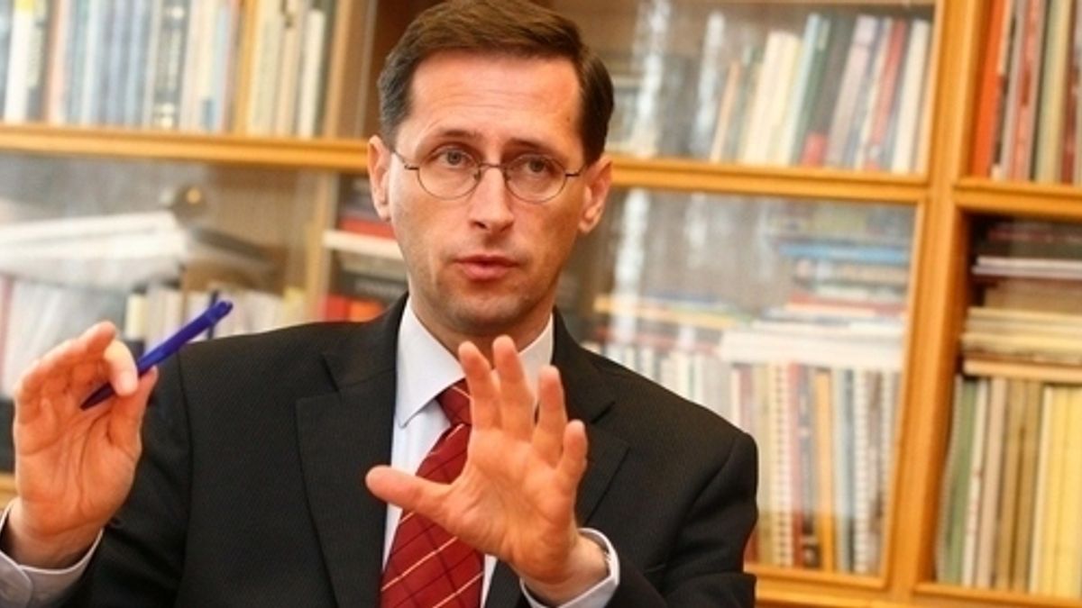 Árgus szemekkel figyeli Varga az orosz embargót - Mandiner Árgus szemekkel figyeli Varga az orosz embargót - Mandiner