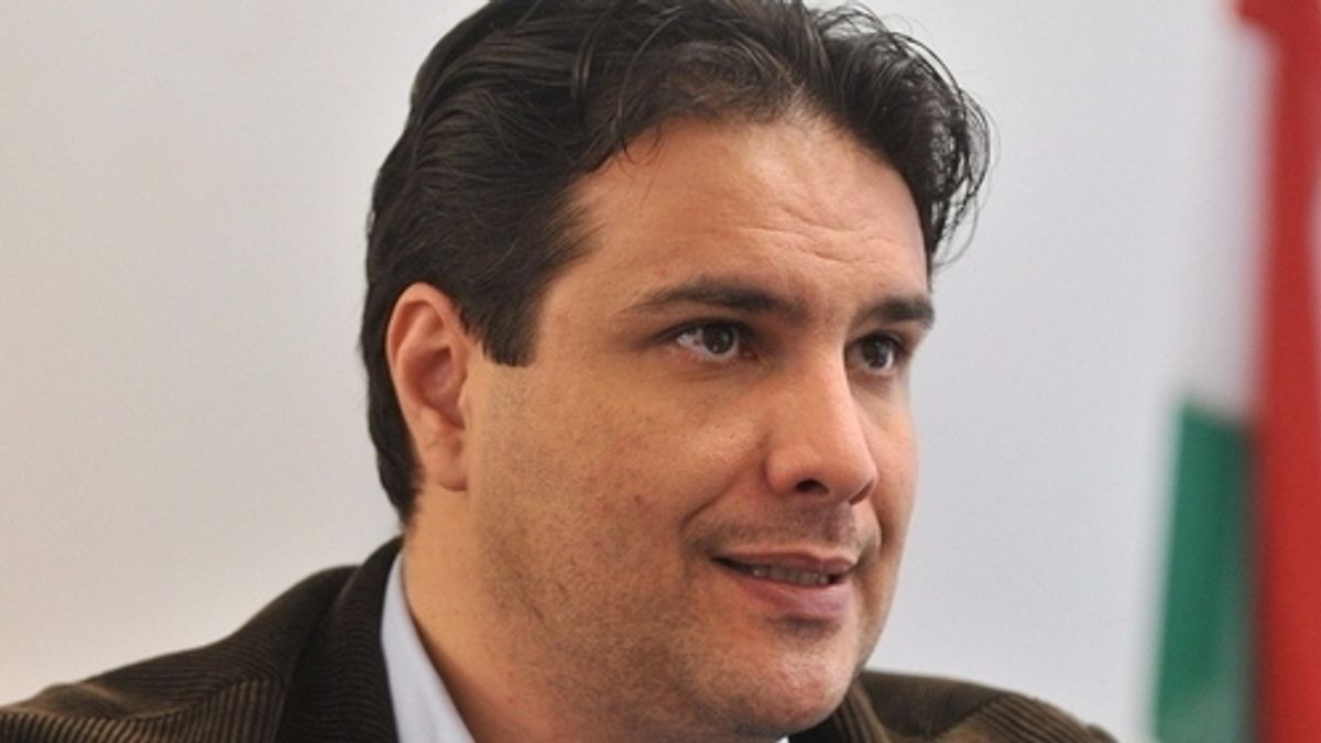 MSZP: Fekélyes seb a rasszizmus a társadalom testén