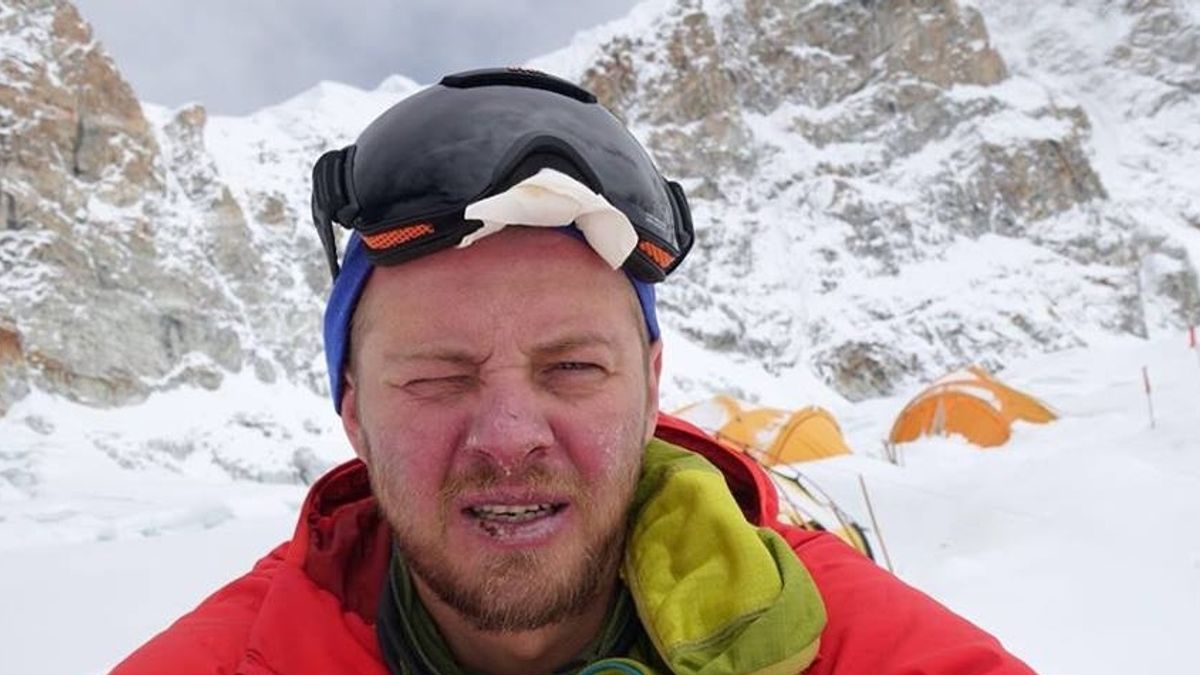 Varga Csaba már 7300 méterig jutott a Kancsendzöngán - Mandiner