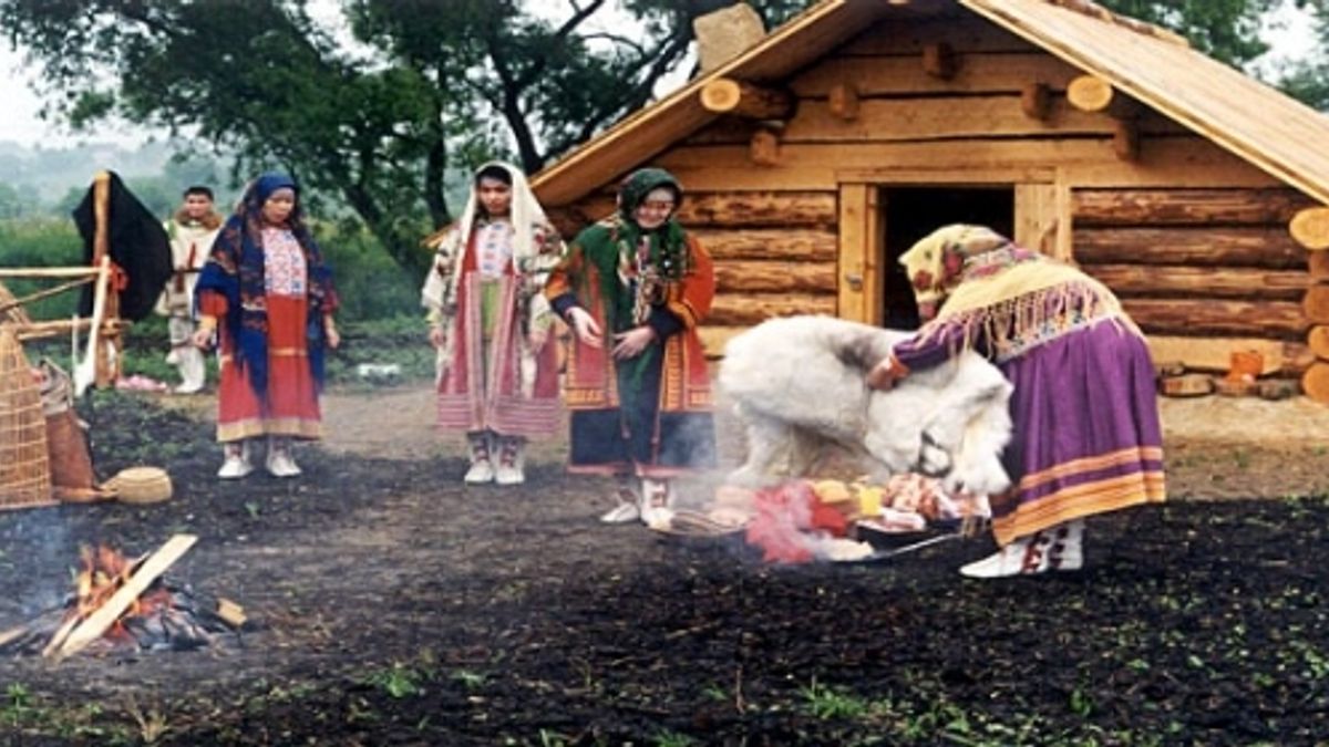 Keresik a finnugor világ hét csodáját