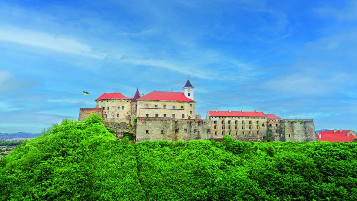 Kárpátalja teljes elukránosításának tervét vetette fel egy ukrán újságíró