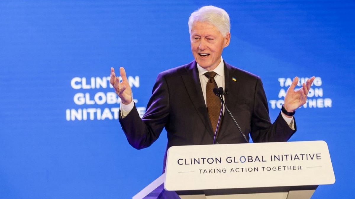 Bill Clinton neve is benne lehet az Epstein-ügy titkosított dokumentumaiban