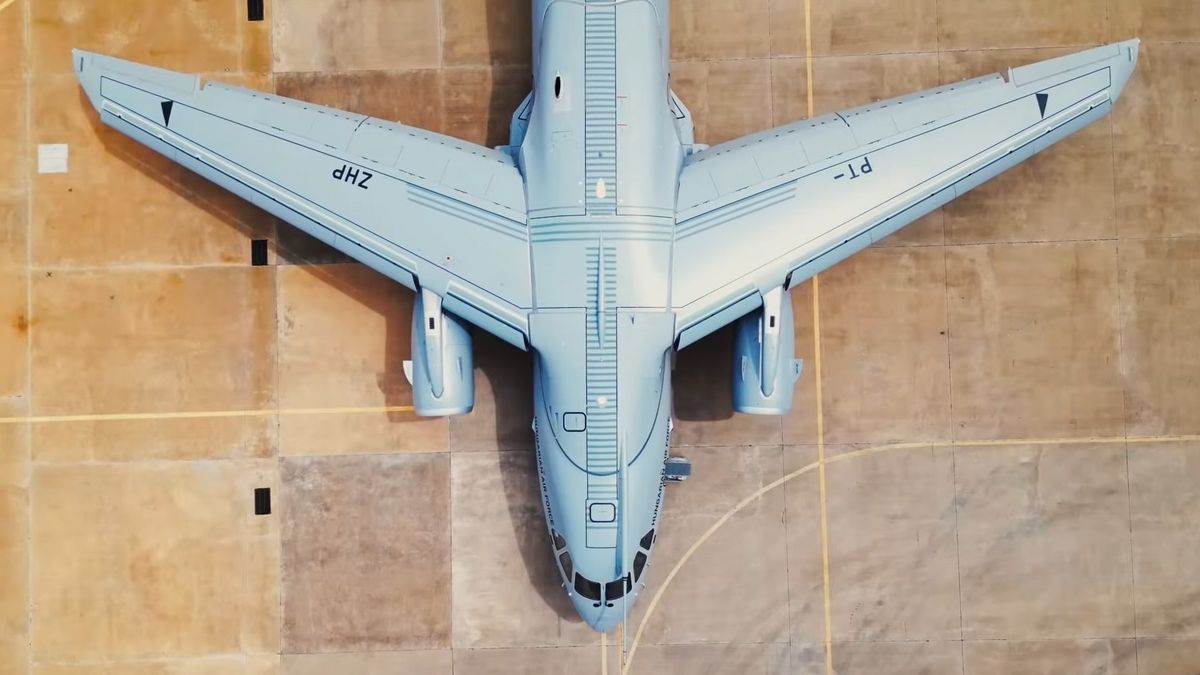 Először szállt fel a Magyar Légierő csúcsrepülője (VIDEÓ)