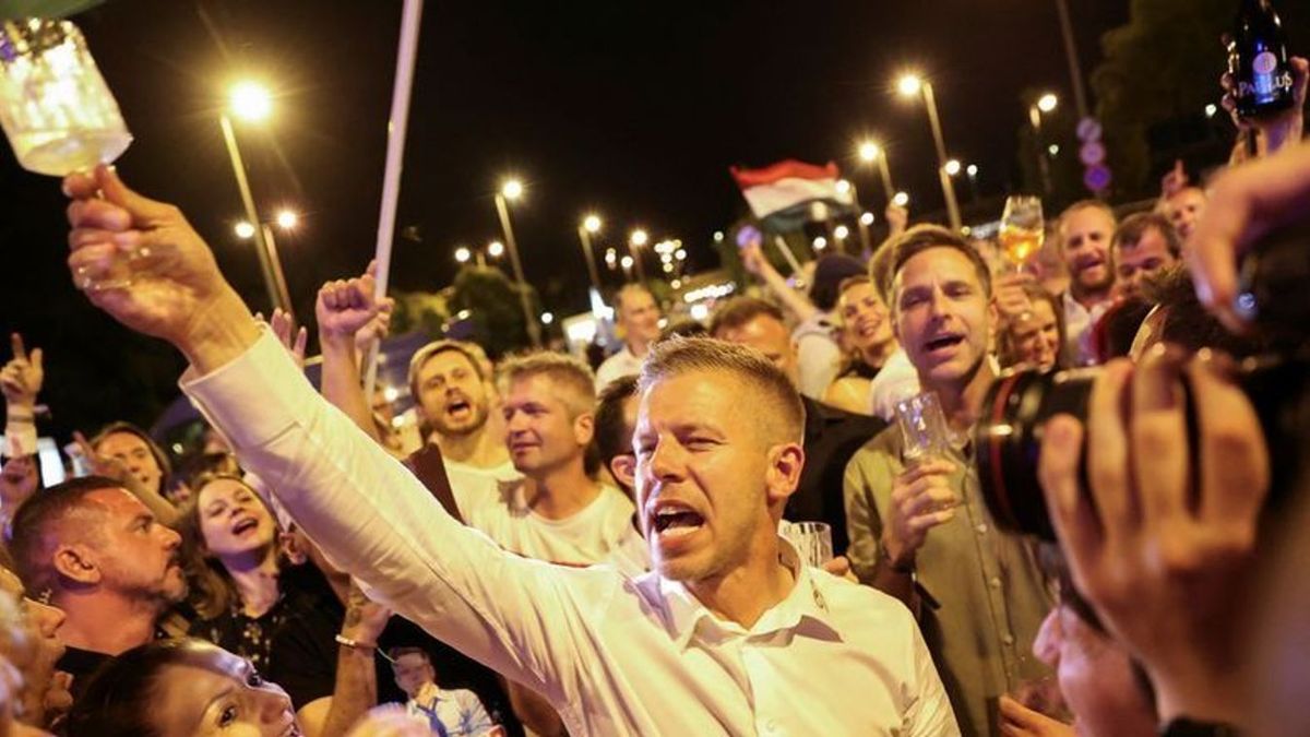 Magyar Péter kártyavára szépen lassan kezd omladozni