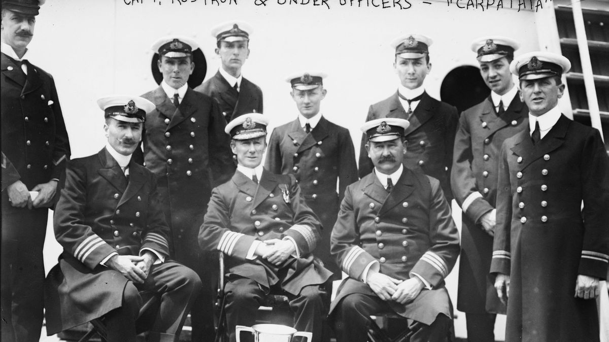 Arthur Rostron zsebórája rekordáron kelt el